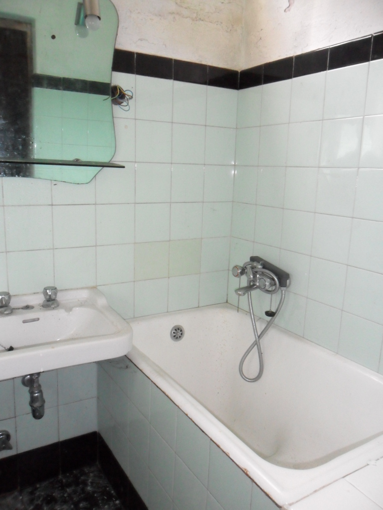 Detached house in the urban centre (via Romagnosi, 4) - La tua casa a ...