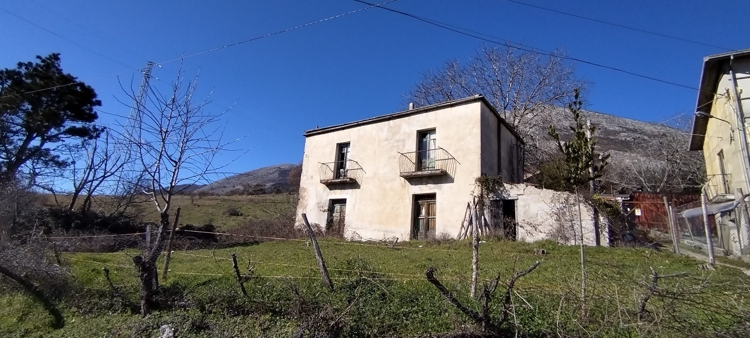 Farmhouse with land in a rural area (c.da Pargo, snc) - La tua casa a ...