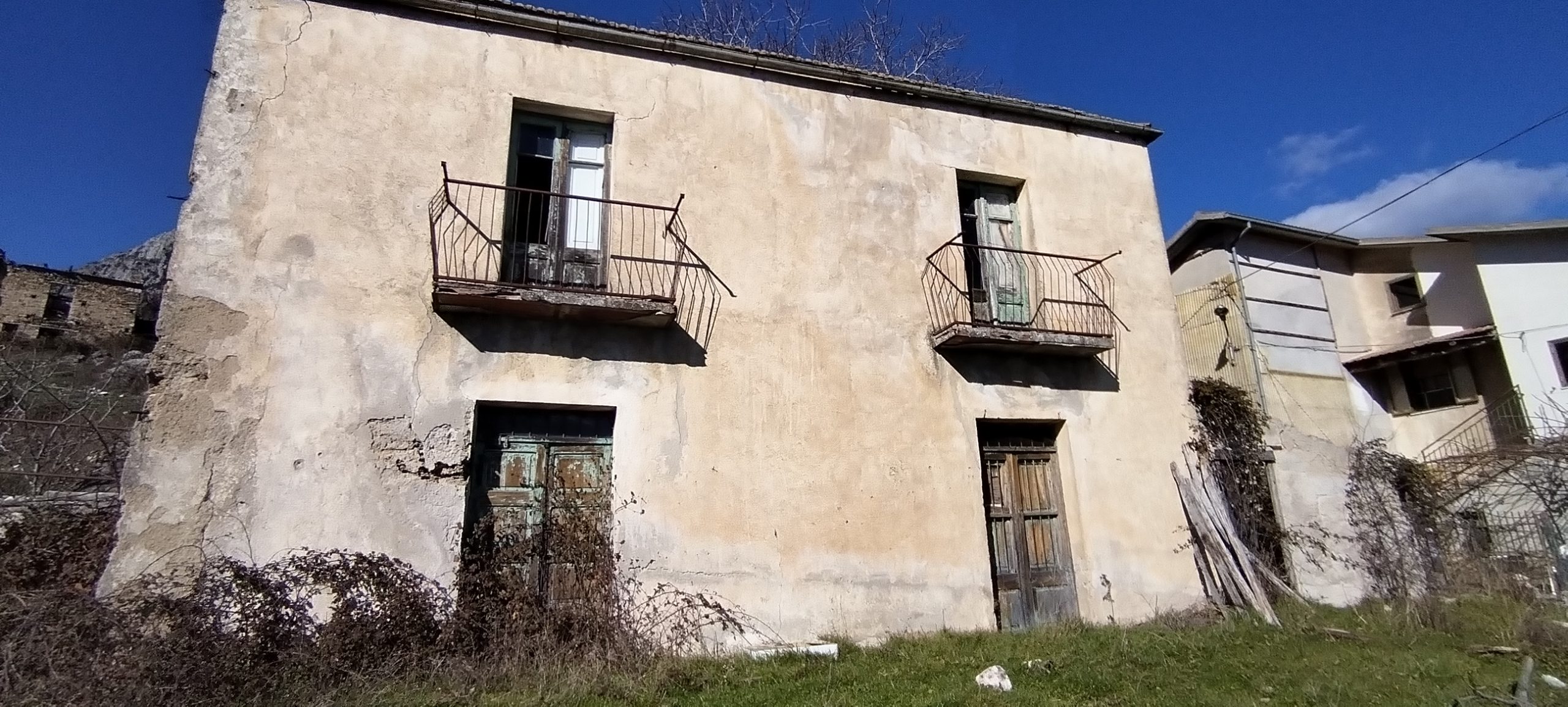 Farmhouse with land in a rural area (c.da Pargo, snc) - La tua casa a ...