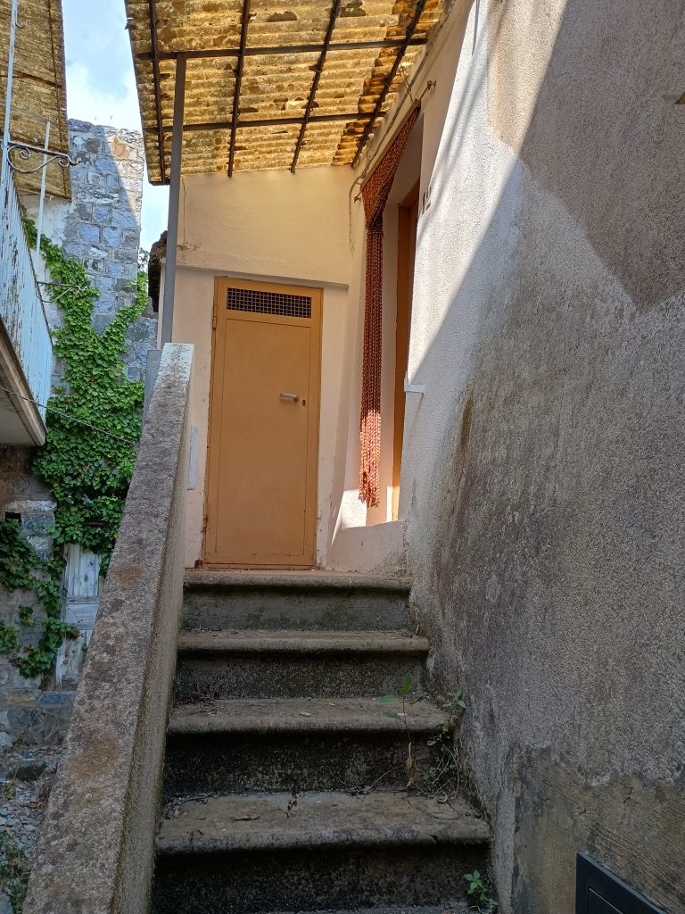 Detached house in the historic center (via Chiesa, 12) - La tua casa a ...
